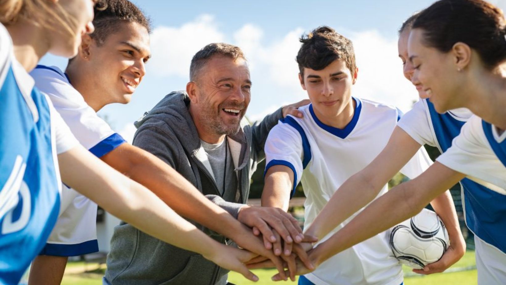 Creating Successful Sports Team Meetings: A Comprehensive Guide ...